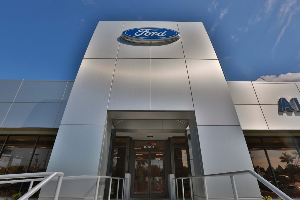 Retail - IBIS Building
